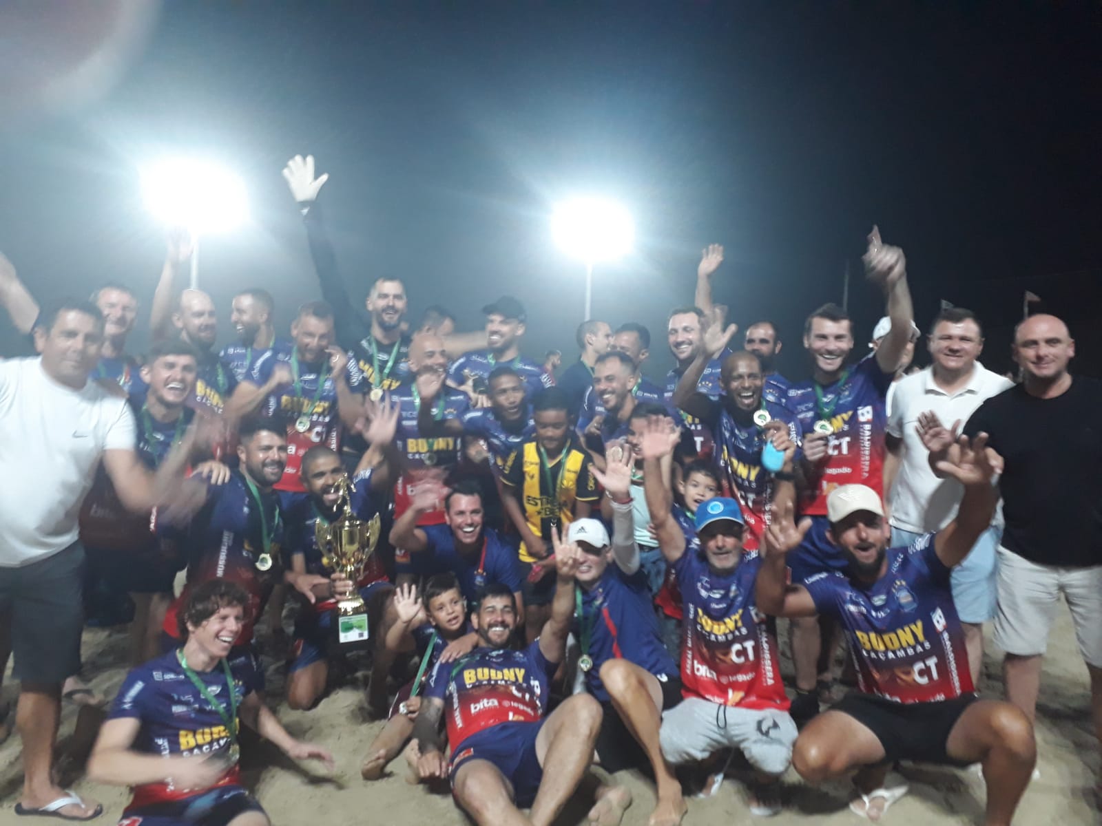 Darolt Materiais de Construção é campeão do Suíço Noturno | TN Sul ...